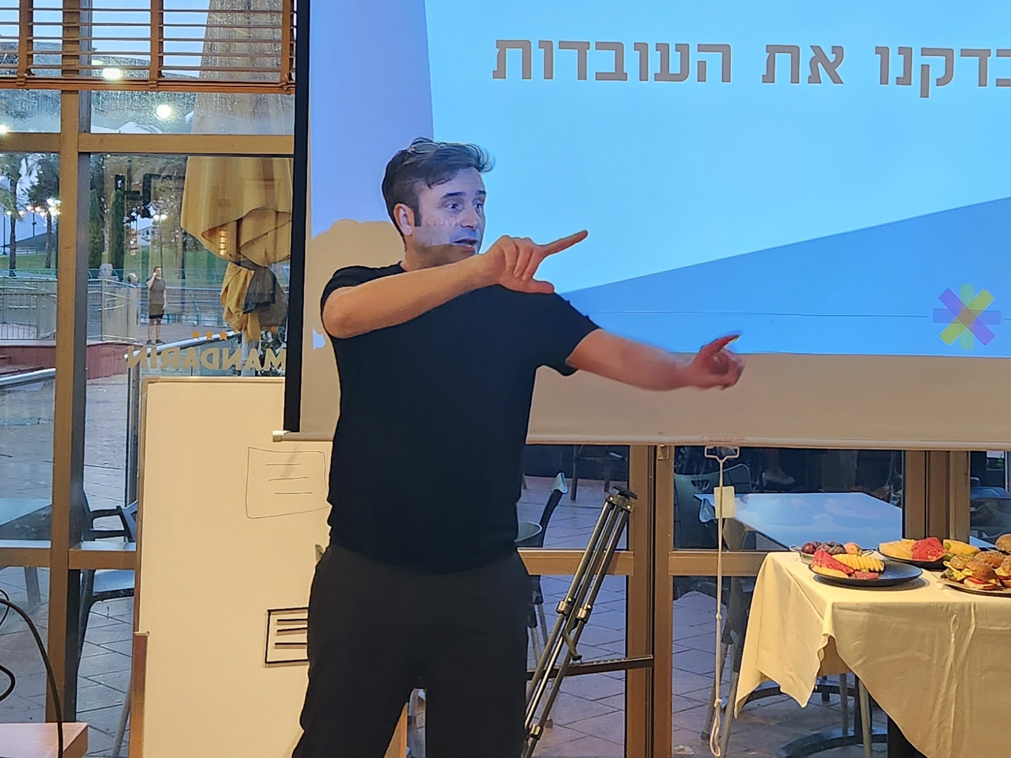 גיא לואל - הרצאה לארגונים וחברות: דרך הפאזל- guylo.co.il
